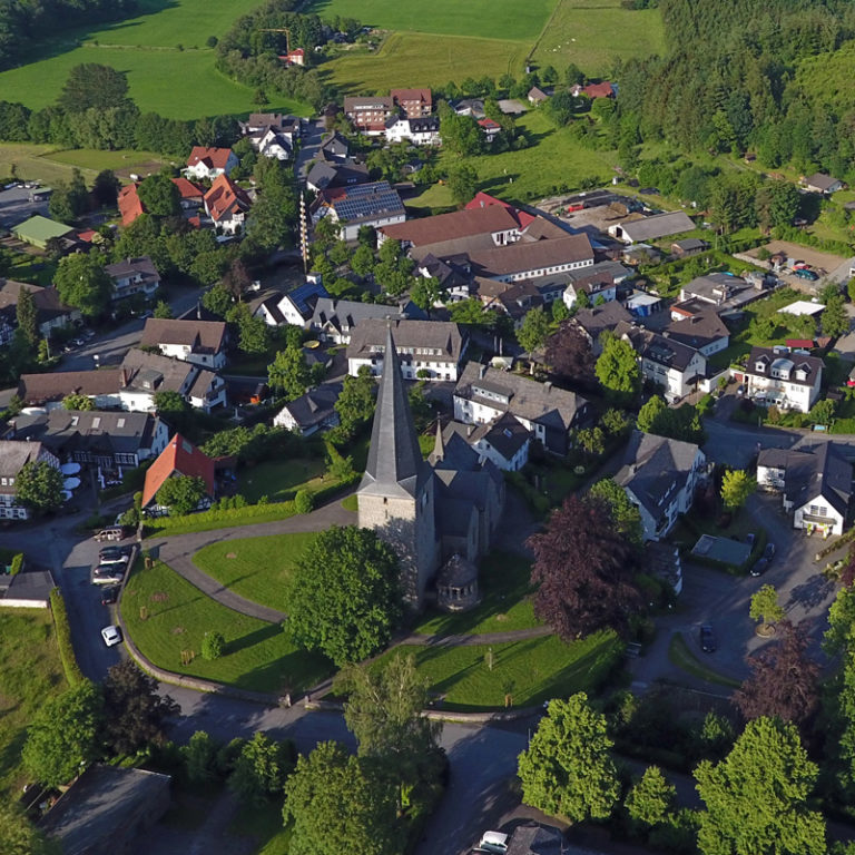 Über Stockum – Stockum im Sauerländer Siebengebirge